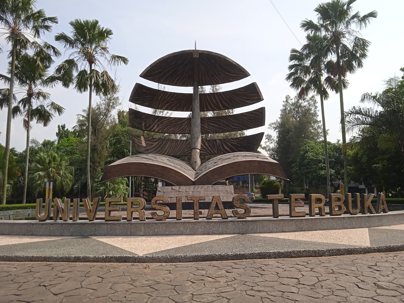 12 Kampus dan Universitas di Tangerang Selatan